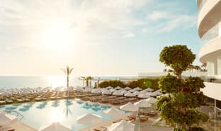 Reiser til Kypros - Solsikkert og populært